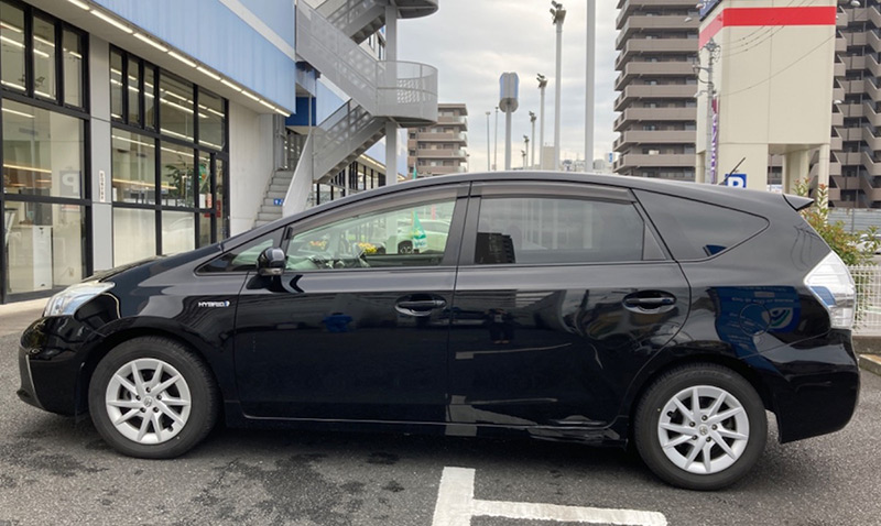 トヨタのプリウスαの特徴・選ぶポイントを徹底比較！グレードの違いや燃費性能、中古車価格まで解説 – モビリコマガジン
